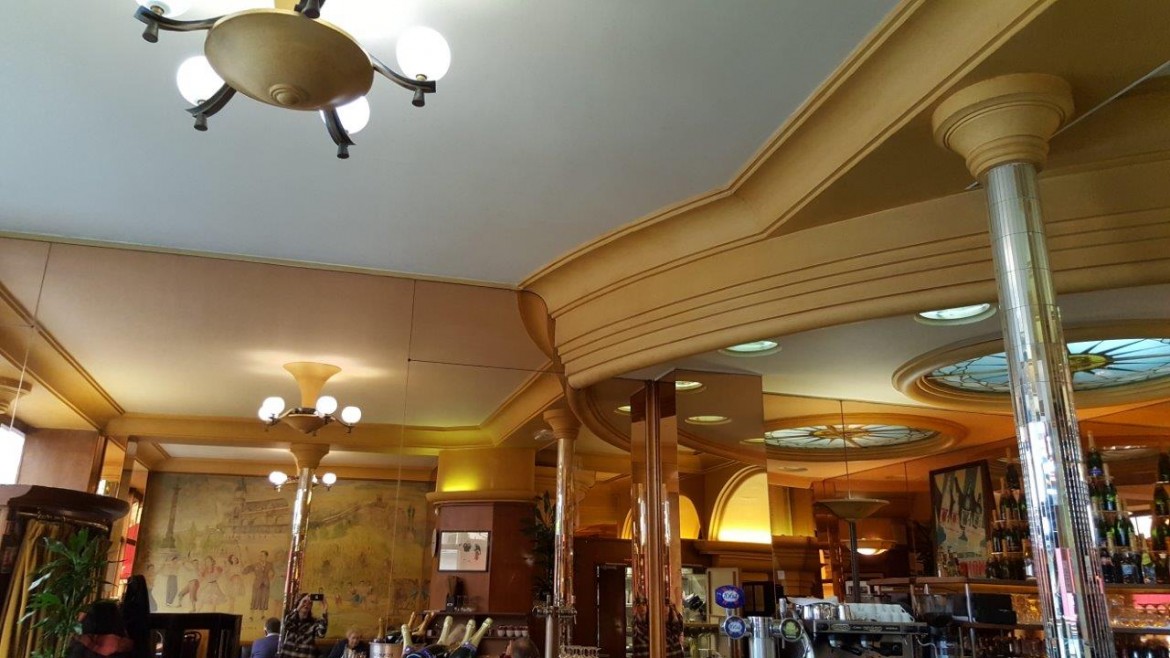 Le Petit Bofinger, une cuisine authentique dans un décor des années ...