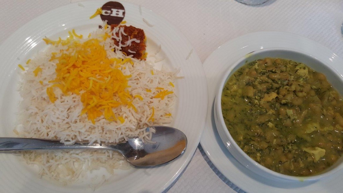 Baghala Ghatogh - Sauce à base de fèves, aneth, oeuf (spécialité du ...