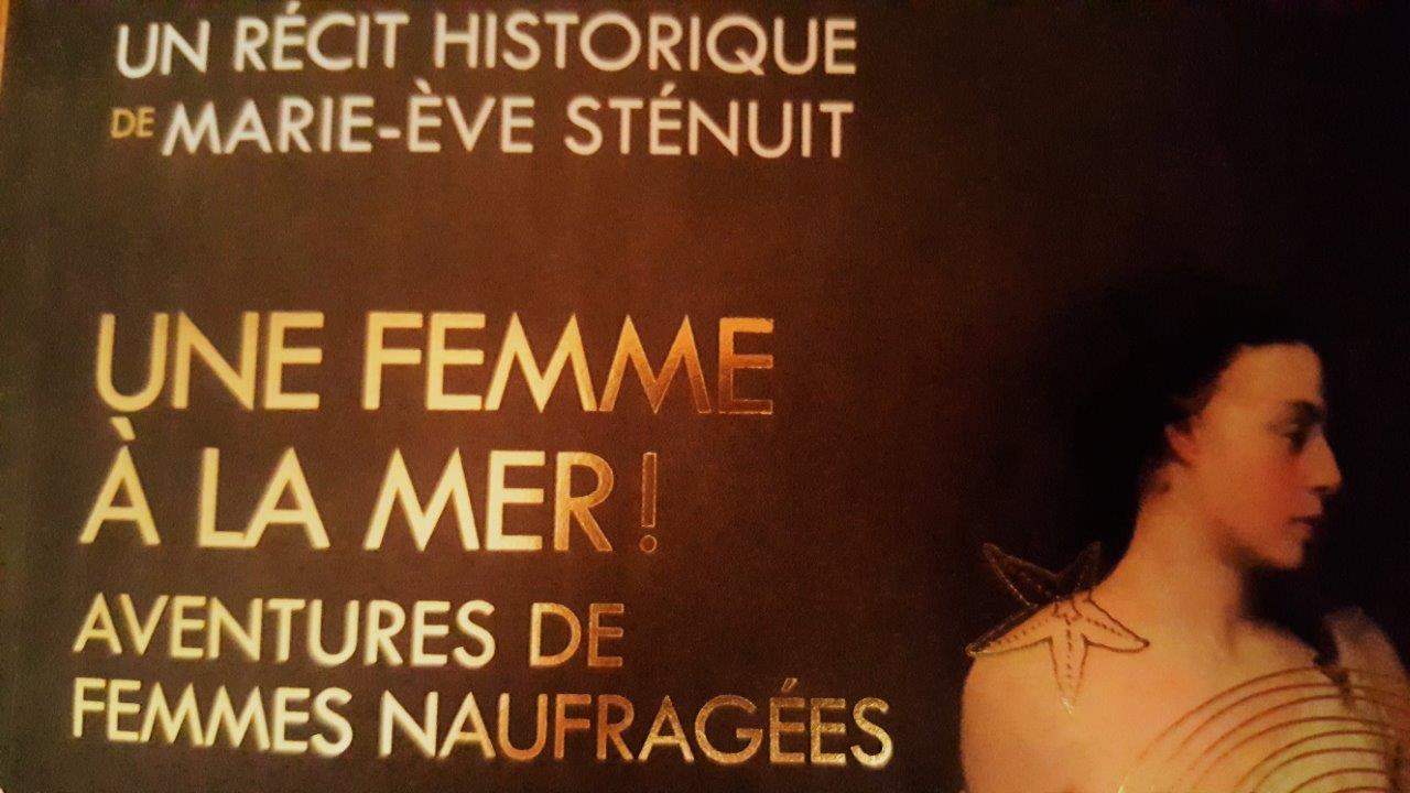 Une femme à la mer de Marie-Eve Stenuit - Carnets de Week-Ends