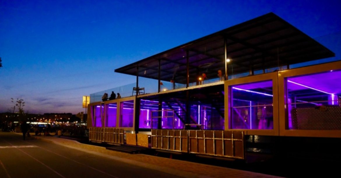 Fluctuart, le premier centre d’art urbain flottant au monde ouvre à ...